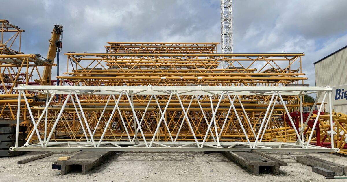 Manitowoc 2250 Main Boom Section - 40' Attachments For… | Bigge.com