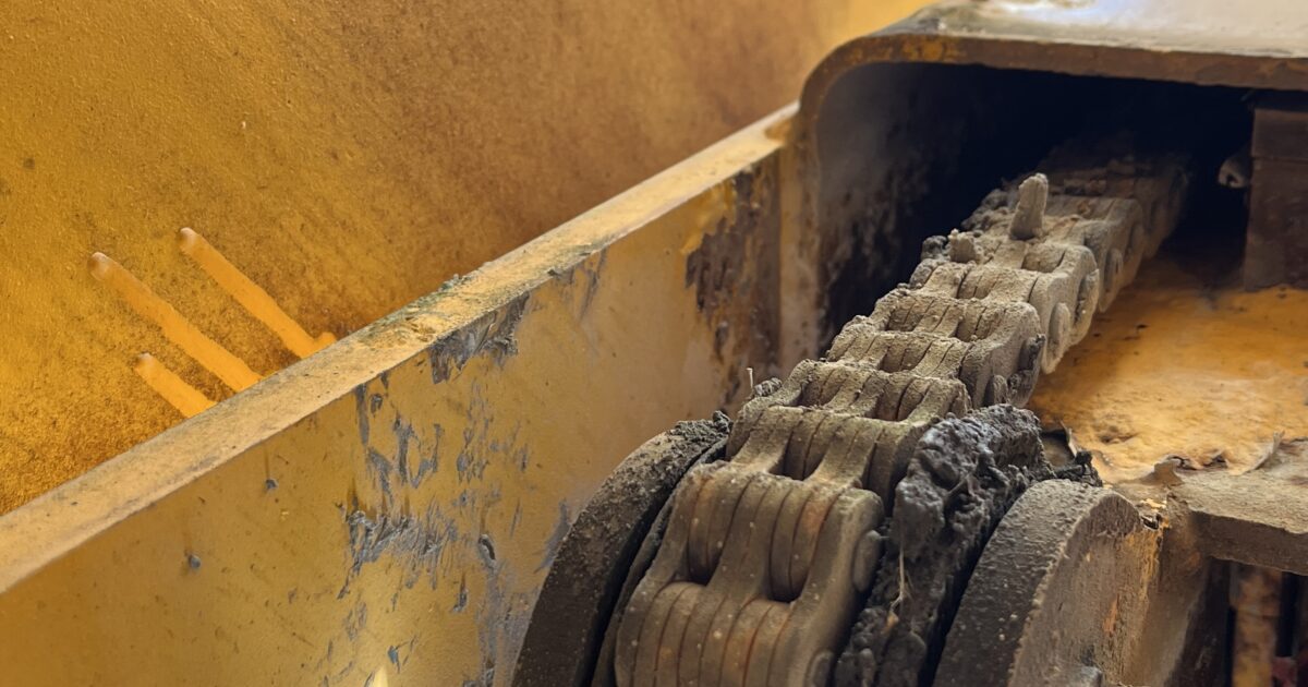 Broderson IC-200 Boom Chain Attachments For Sale | Bigge.com