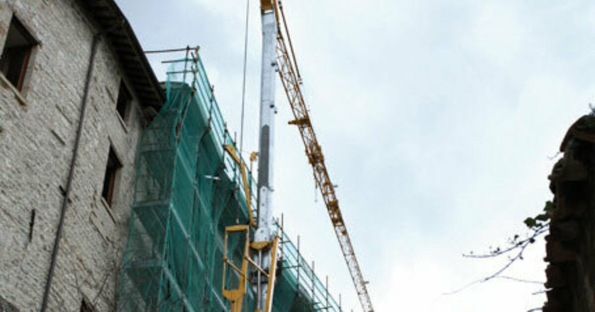 Potain Igo 18 Crane Overview and Specifications | Bigge.com