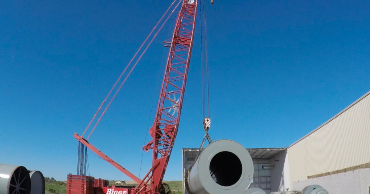 Manitowoc 16000 Crane Overview and Specifications | Bigge.com