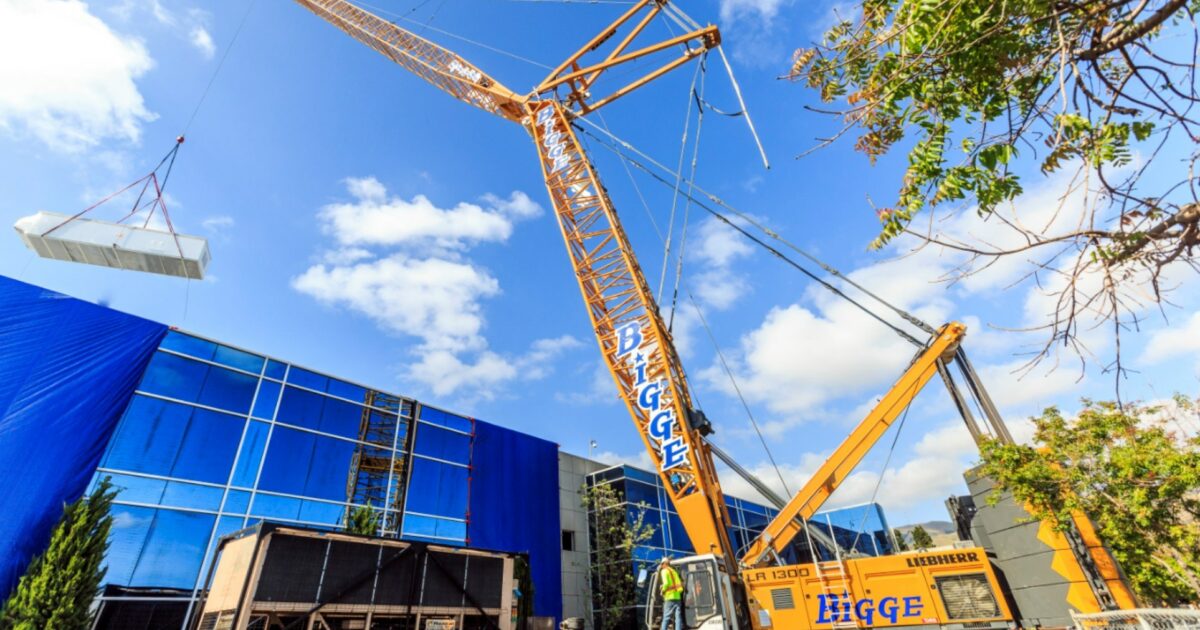 Liebherr LR 1300 Crane Overview and Specifications | Bigge.com