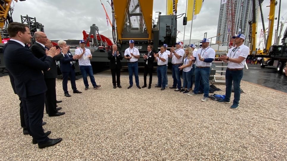 Bigge Expands Its Perfect Fleet with 22 New Liebherr LR… | Bigge.com Bigge Expands Its Perfect Fleet with 22 New Liebherr LR… | Bigge.com